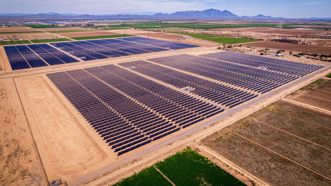 Google signs 1-gigawatt solar deal to feed its power-hungry data centers
