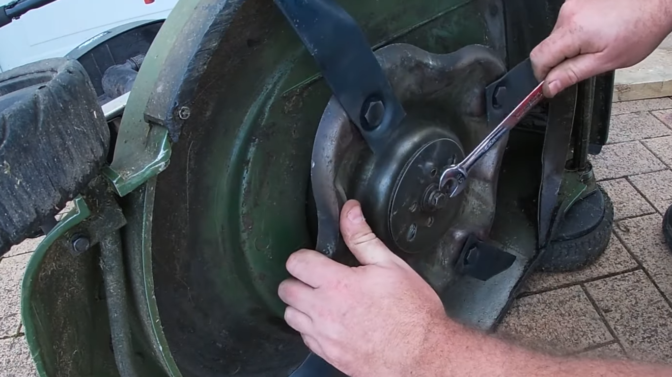 Don't skip this maintenance - Masport President 6000 fix up