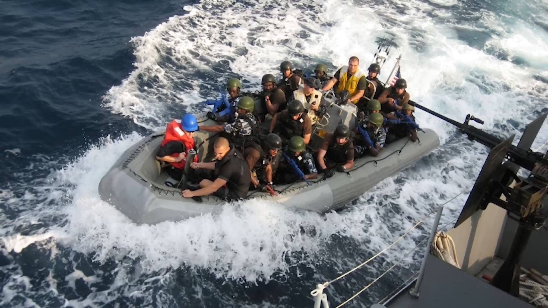 Pirates open fire on French warship and trigger hour long chase