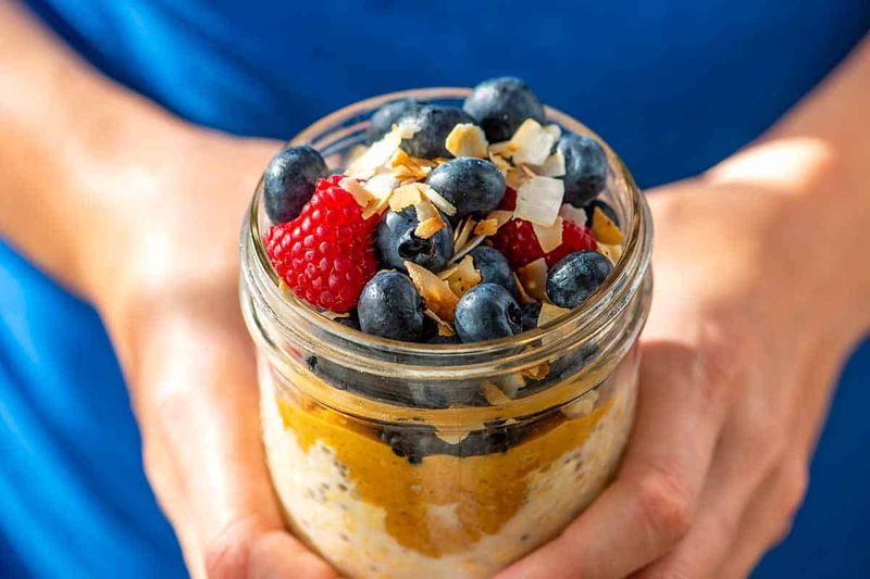 17 quick and healthy breakfasts that fit into busy work and school routines