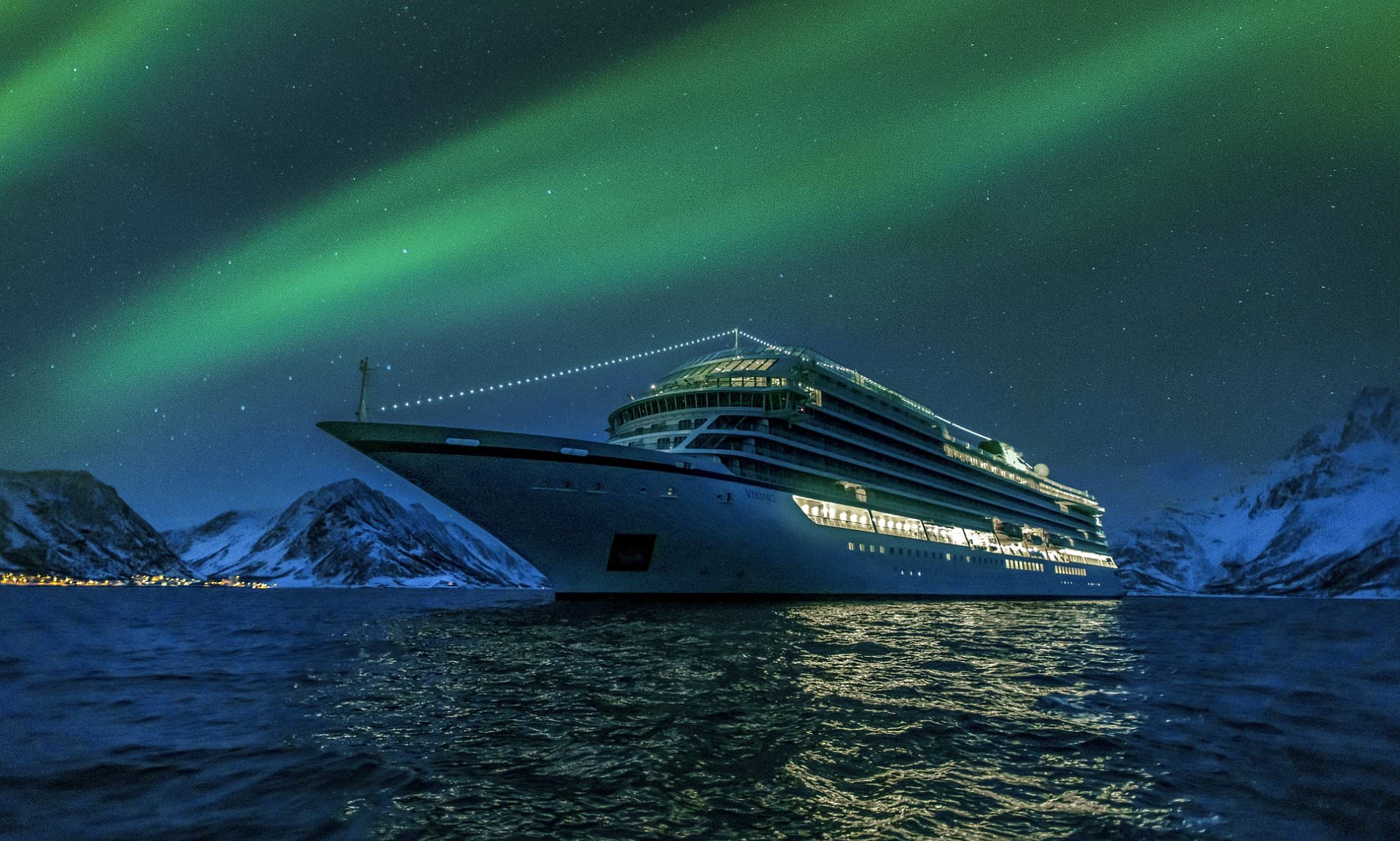 Astronomer reveals why a cruise ship in March is the perfect way to see ...