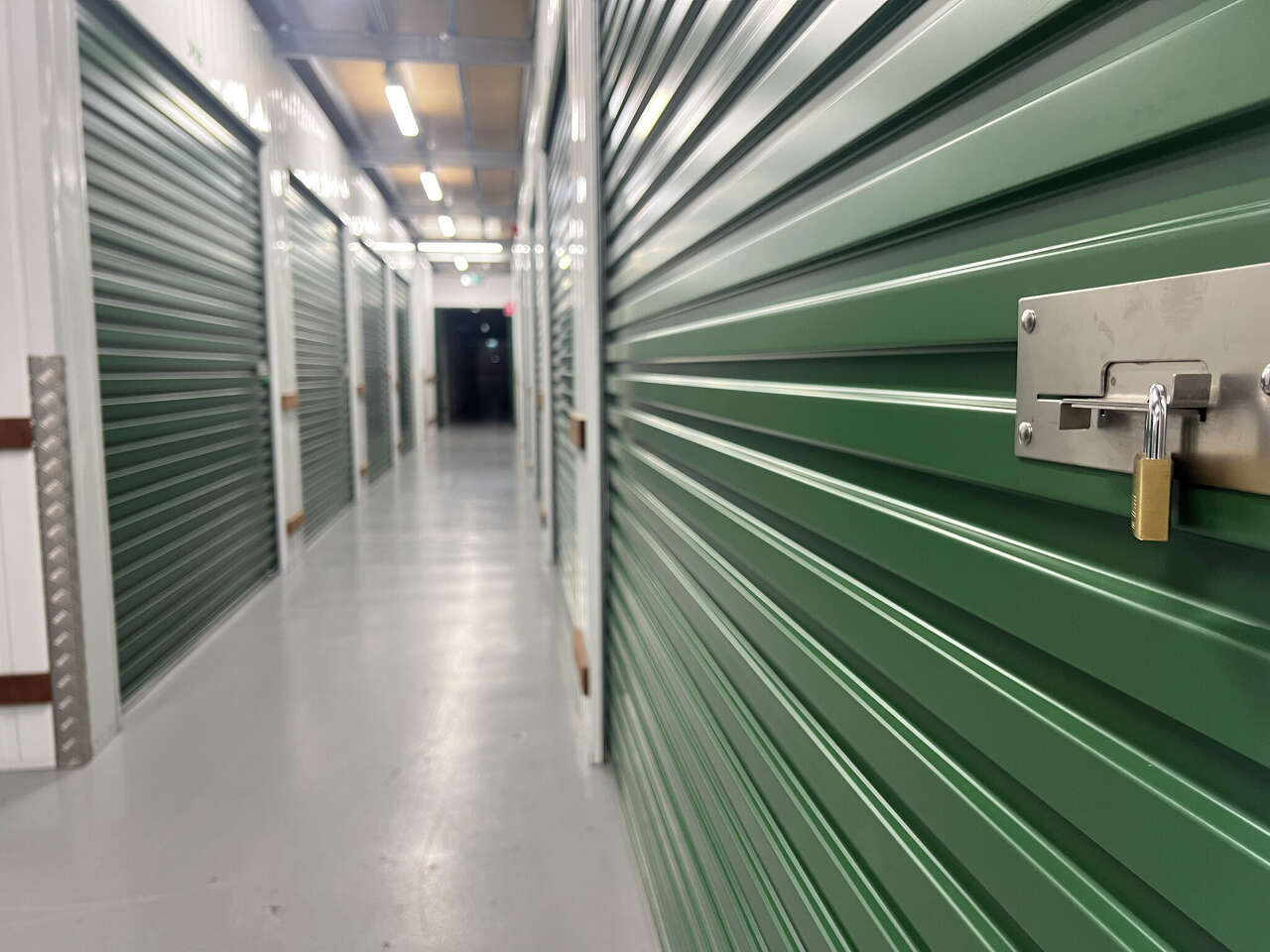 Self-storage, commercial manufacturer to cut more than 100 jobs in Houston