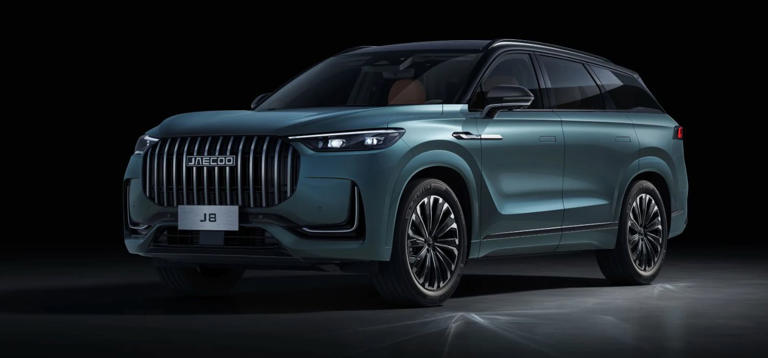 Jaecoo 8 SHS-P – Il SUV che non teme fango e polvere