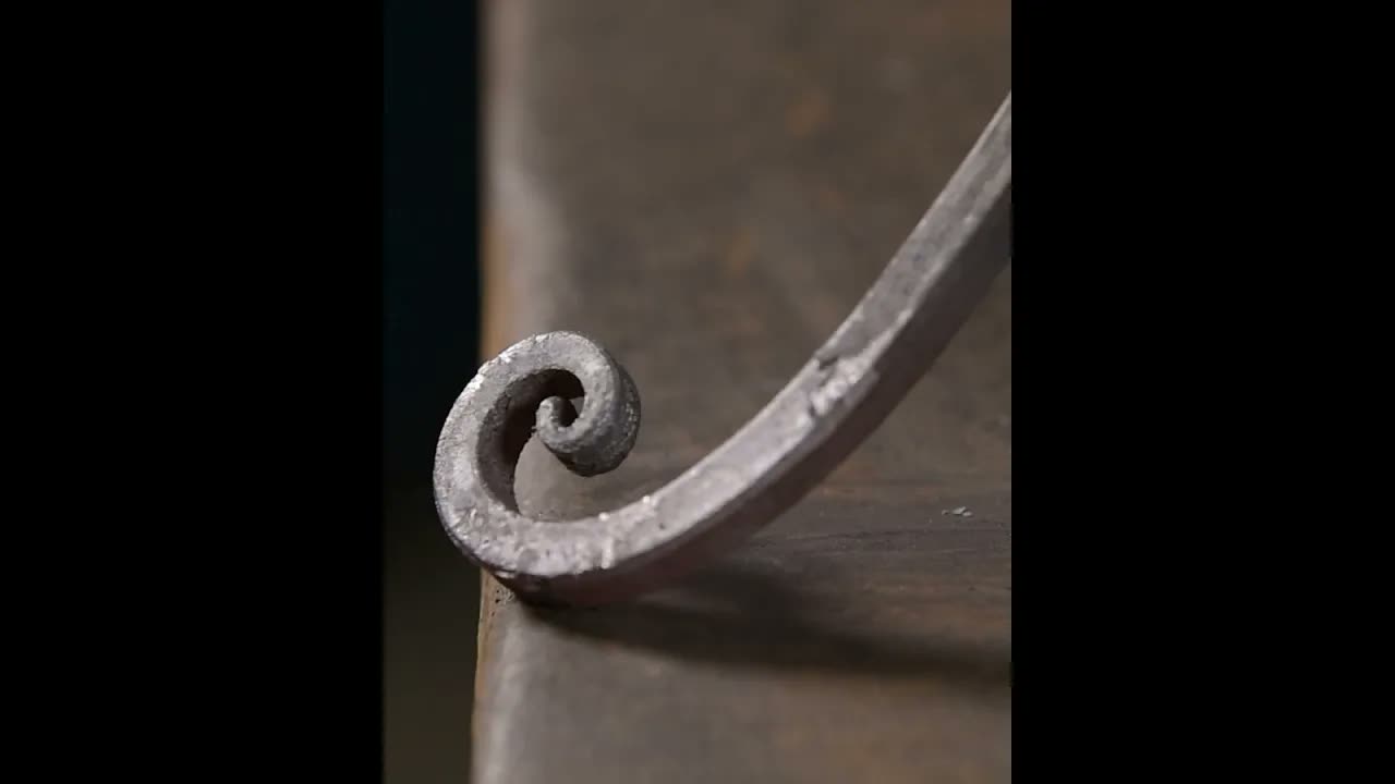 How to forge organic shapes with one hammer