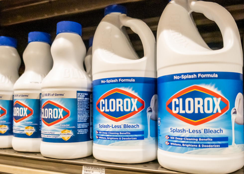 Ditch these 10 toxic cleaners for safer alternatives that actually work