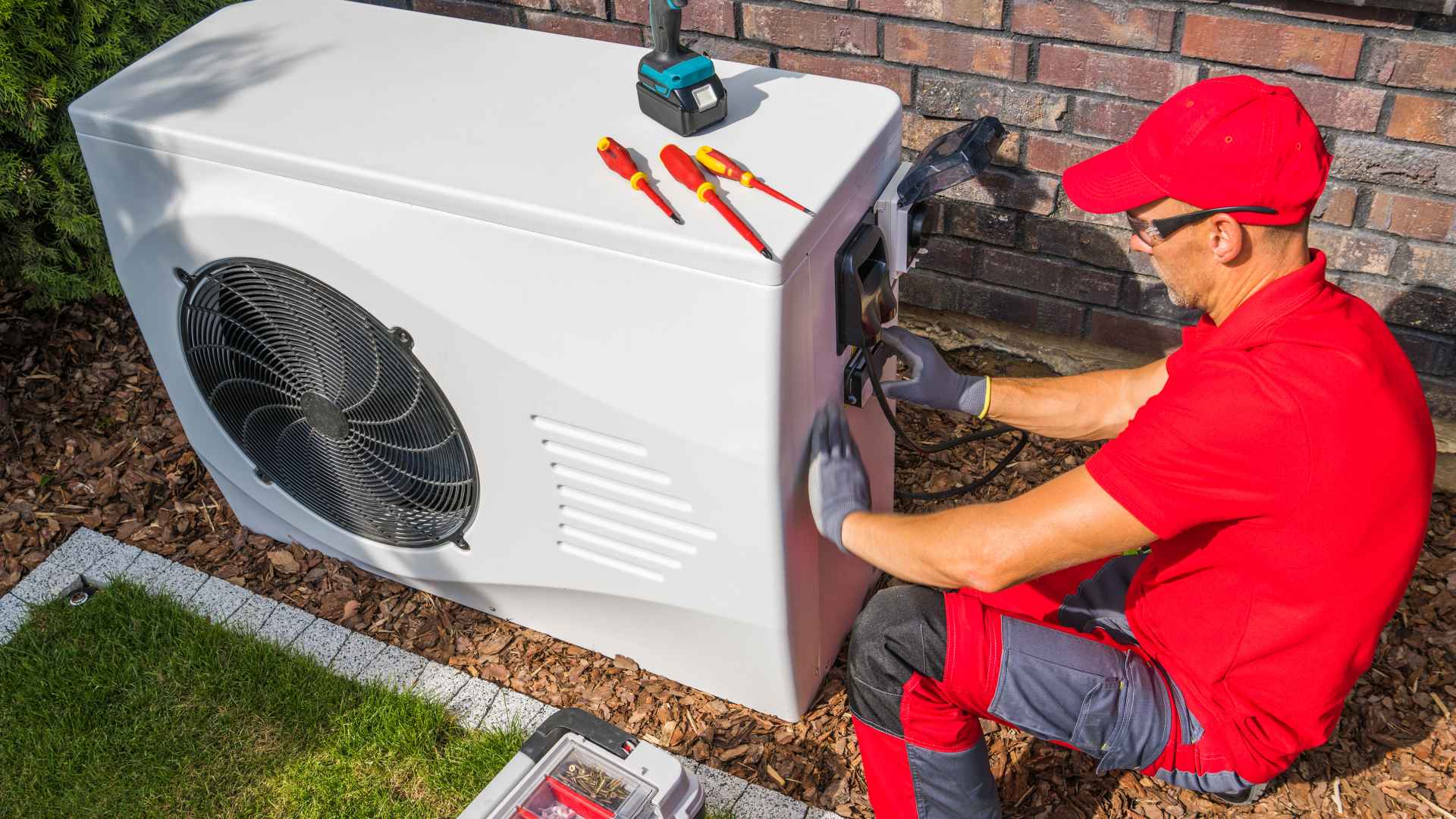 I’m an HVAC tech with a six-figure salary — 4 reasons I left the office ...