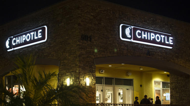 Unwritten rules to know before visiting Chipotle