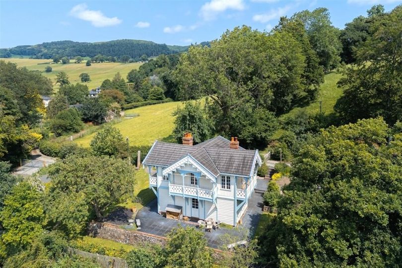 Amazing Welsh home that belongs in the Swiss Alps looks like something ...