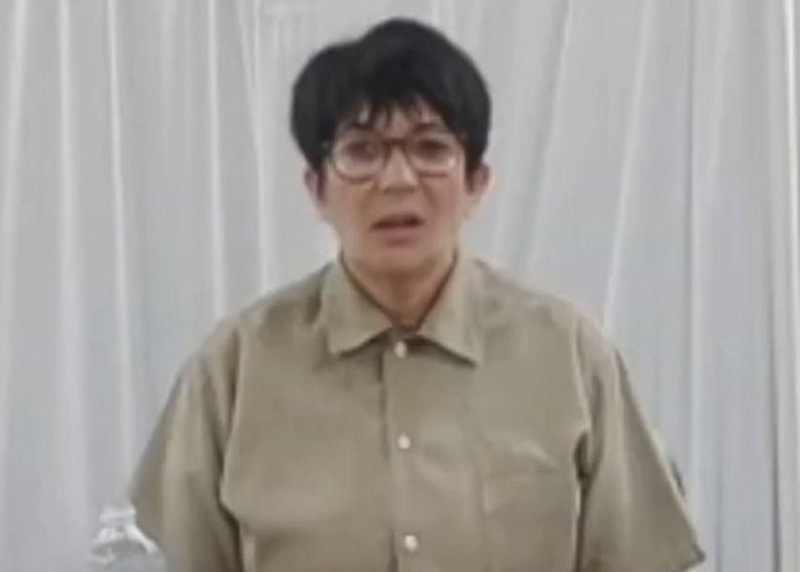 Photo comparison sparks debate online about Ghislaine Maxwell’s appearance