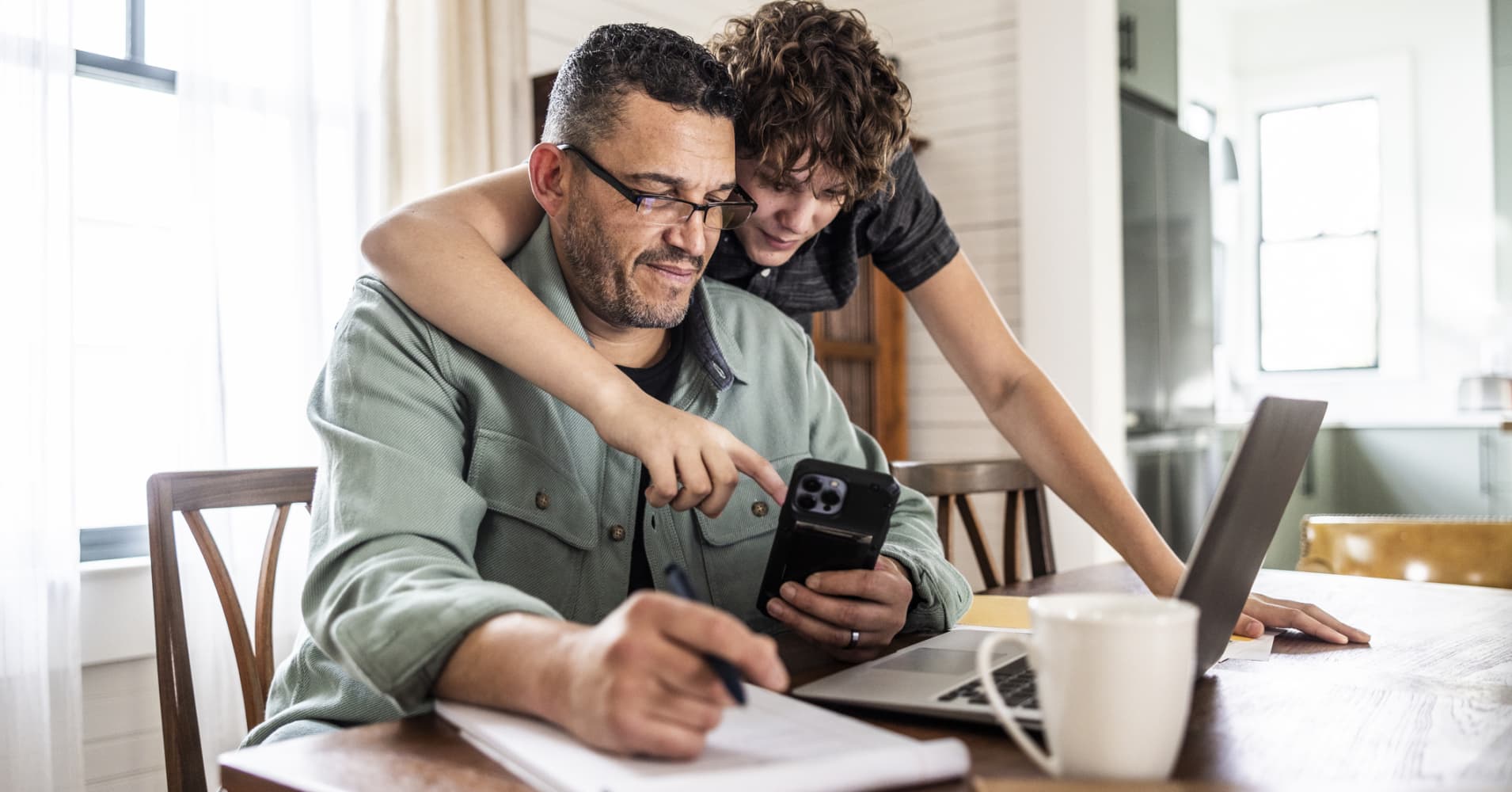 Parents with student loans have a short window to secure affordable ...