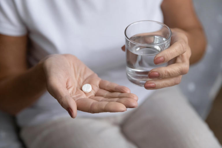 More and more women are popping pills for depression — but are SSRIs ...