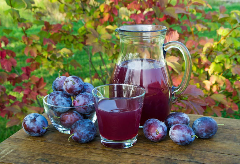 5 drinks high in iron for low energy and fatigue