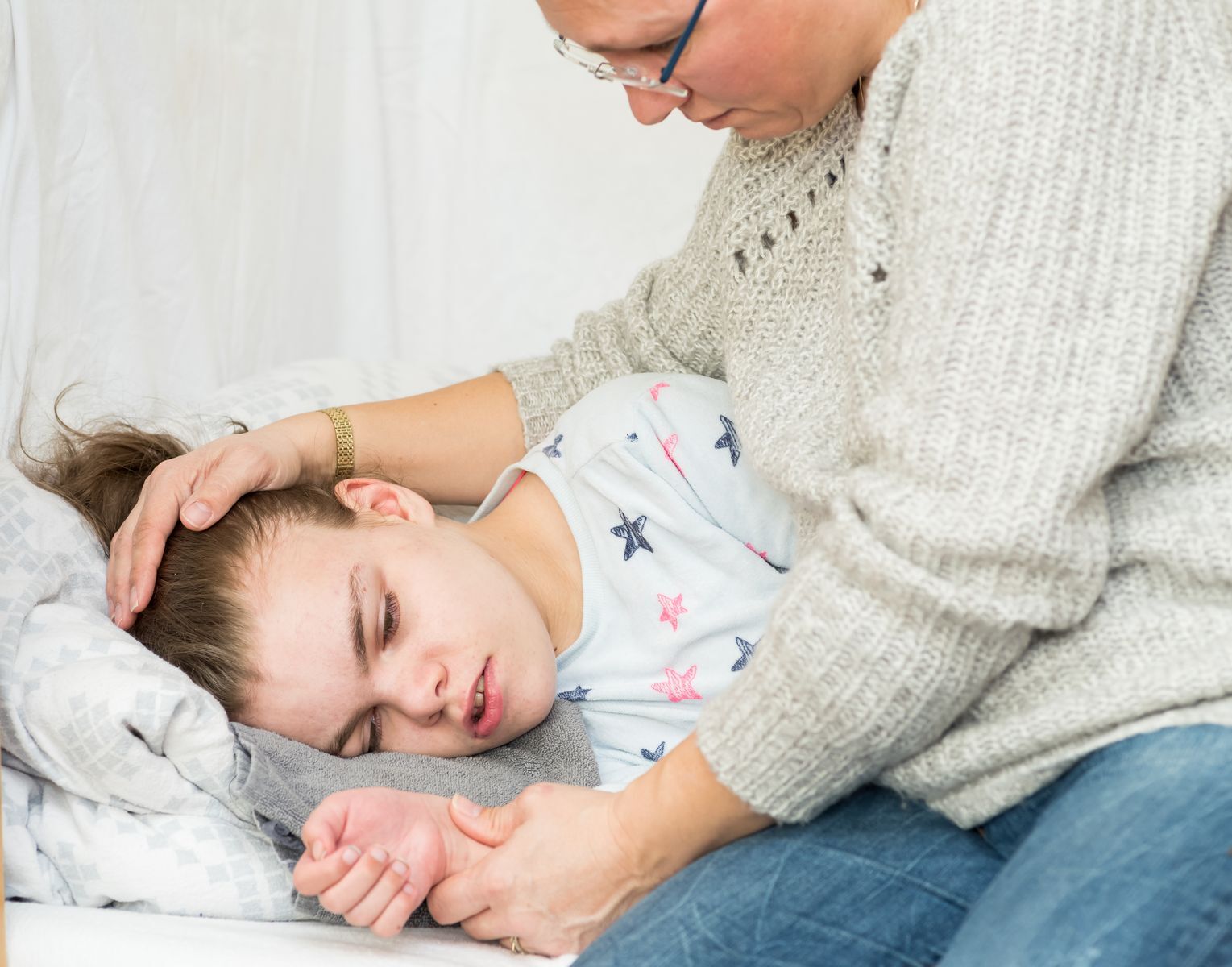 Epilepsy triggers, warning signs and symptoms to watch for