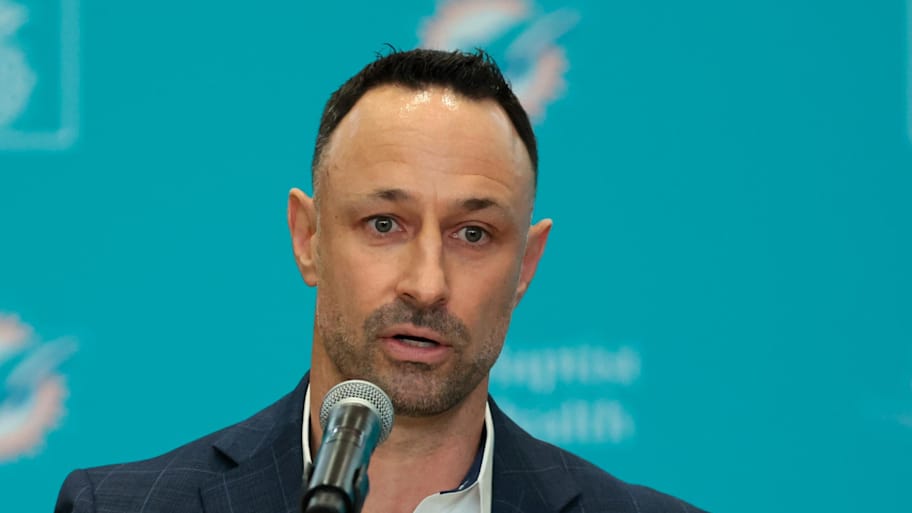 Jon-Eric Sullivan continues Dolphins' fire sale with release of veteran ...