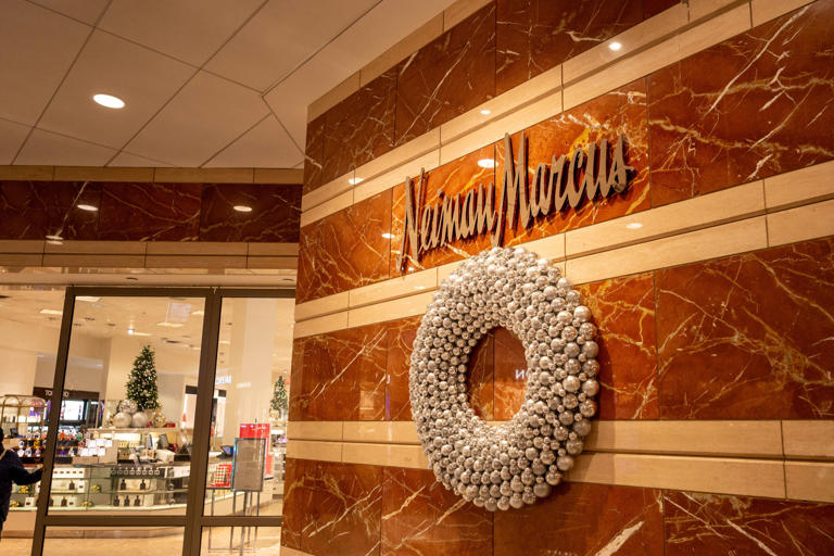 Boston department store closure to result in 73 layoffs