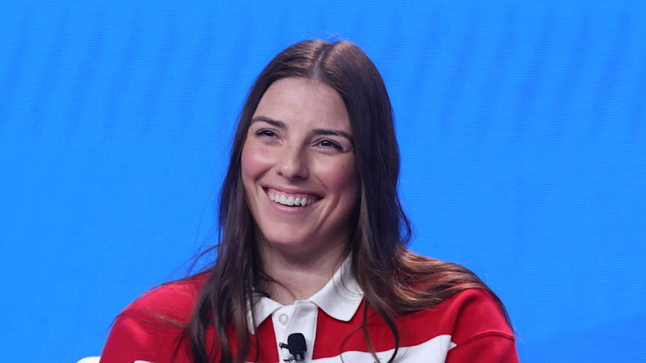 Team USA hockey star Hilary Knight shows off expensive Snoop Dogg gift ...