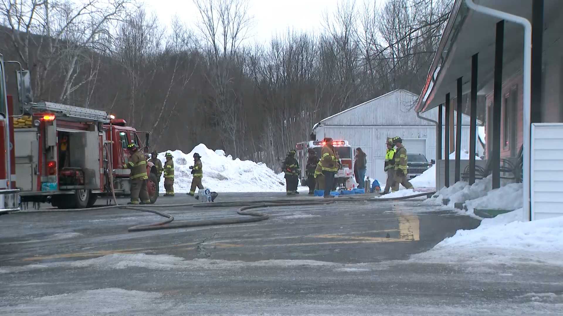 Fire forces early-morning evacuation of fully-occupied hotel in Lincoln ...