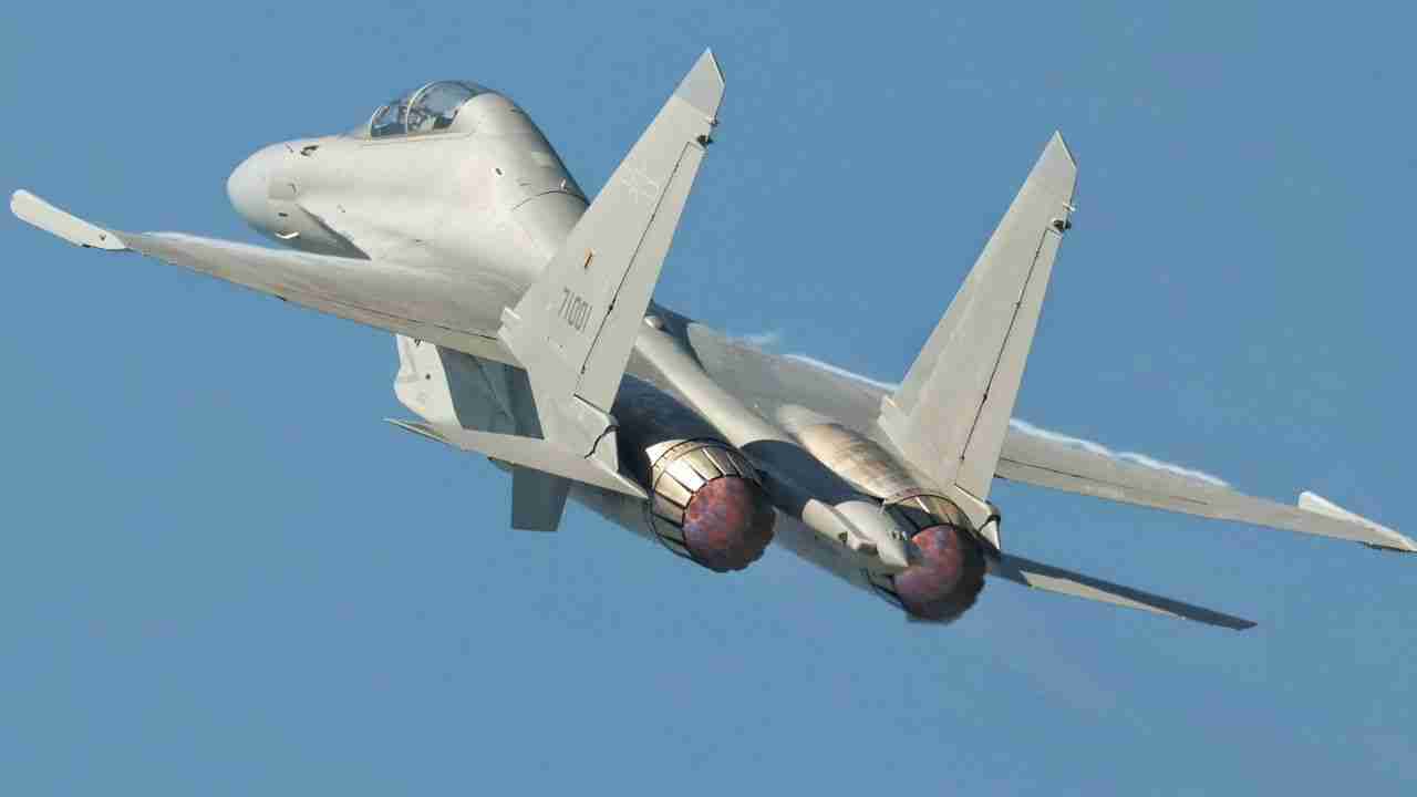 Kina låser J-16 radar på 800 meter fra fremmed stealth-jager, siger PLA ...