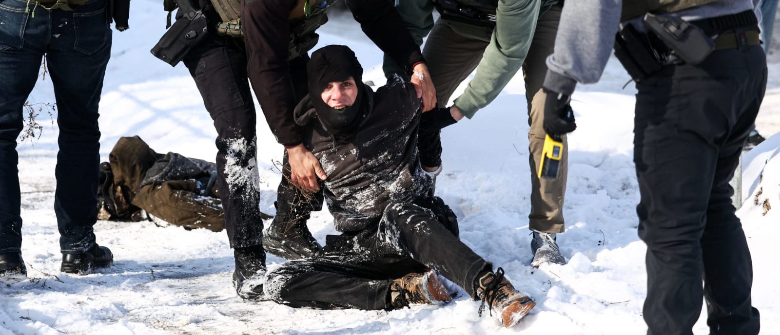 Lefty radicals concoct strategy to let anti-ICE agitators get off scot-free