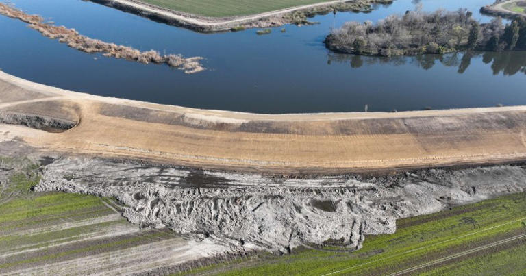 West Coast levee failures show rising risks from aging flood defenses
