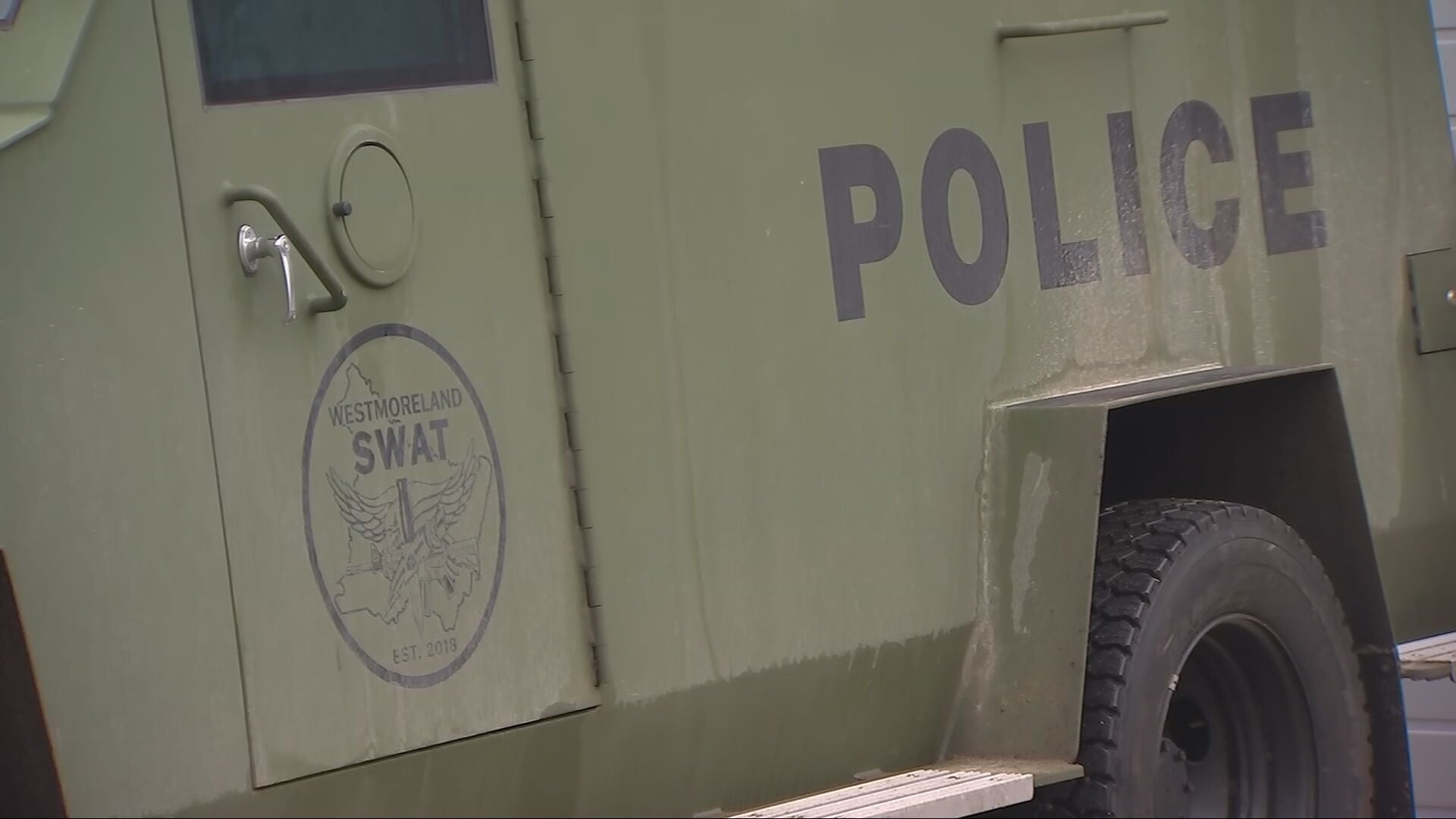 Man accused of shooting at SWAT officers in Lower Burrell now facing ...