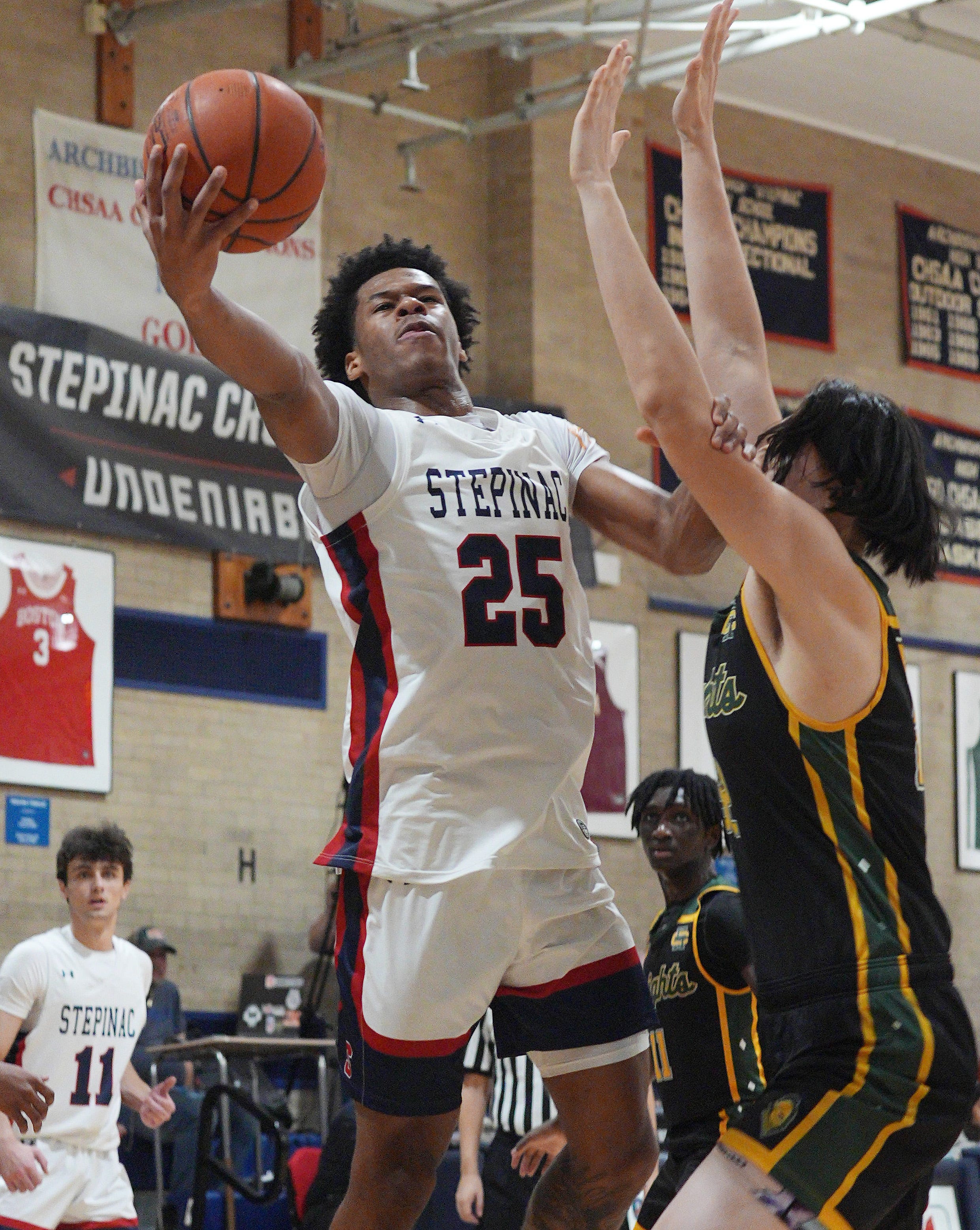 Stepinac basketball standout Jasiah Jervis named 2025-26 CHSAA AA MVP