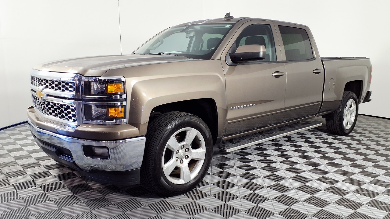 8 full-size trucks that just keep working