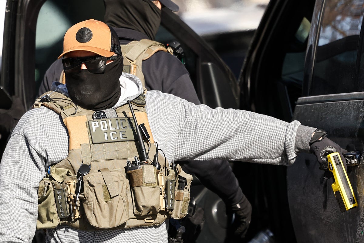 Massive surge of local cops are now supporting ICE roundups