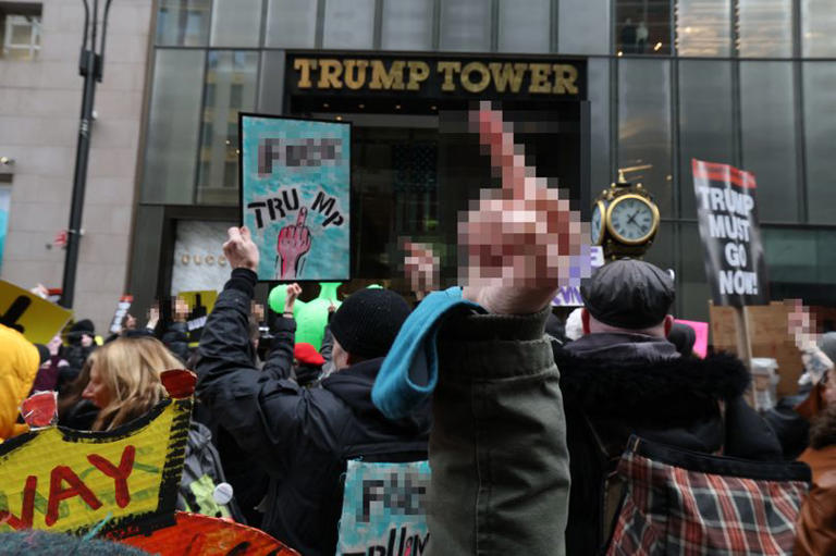 Trump gets the finger as 'flip-off' protesters swarm Trump Tower on ...