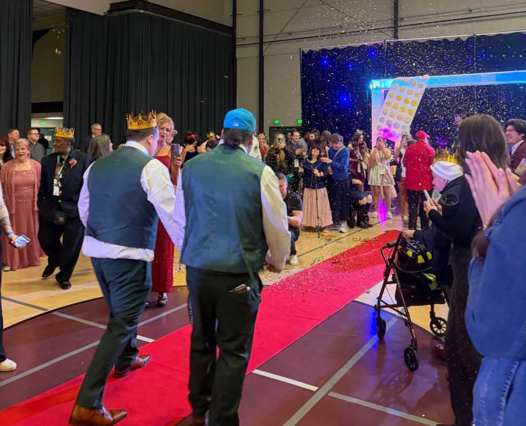Night to Shine event brings smiles to Kitsap