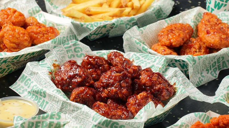 Buffalo Wild Wings vs Wingstop: Which chain has better deals on wings?