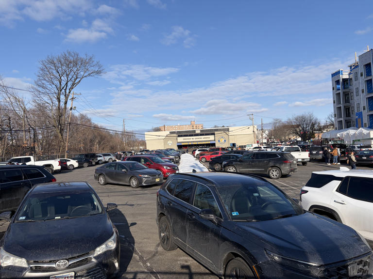 2 killed, 3 injured in Rhode Island ice rink shooting