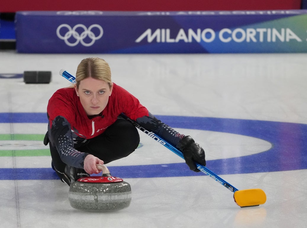 Phenomenal pictures of American curlers Taylor Anderson-Heide, Tara ...