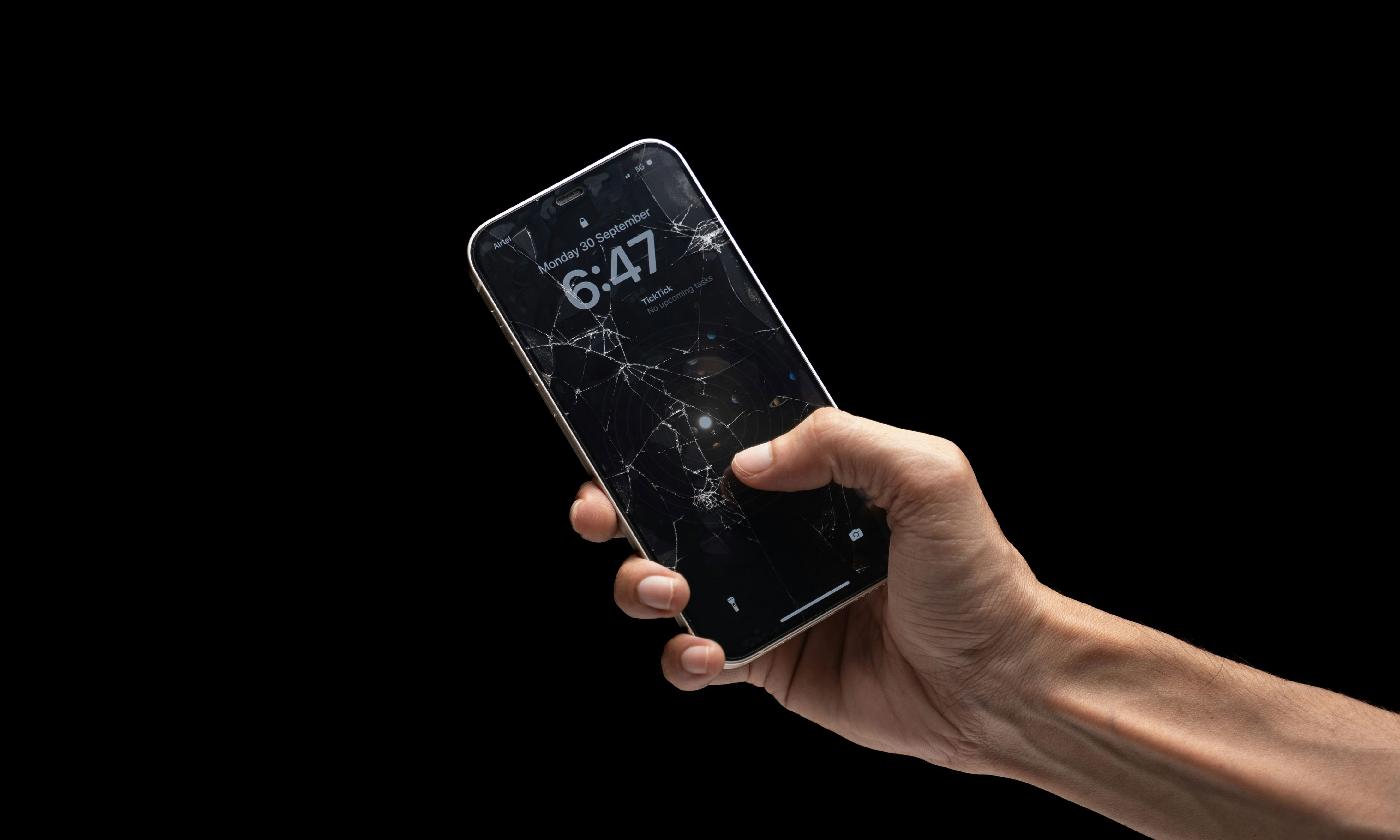 Repareren of weggooien? Dit is het verschil tussen iPhone- en Android ...