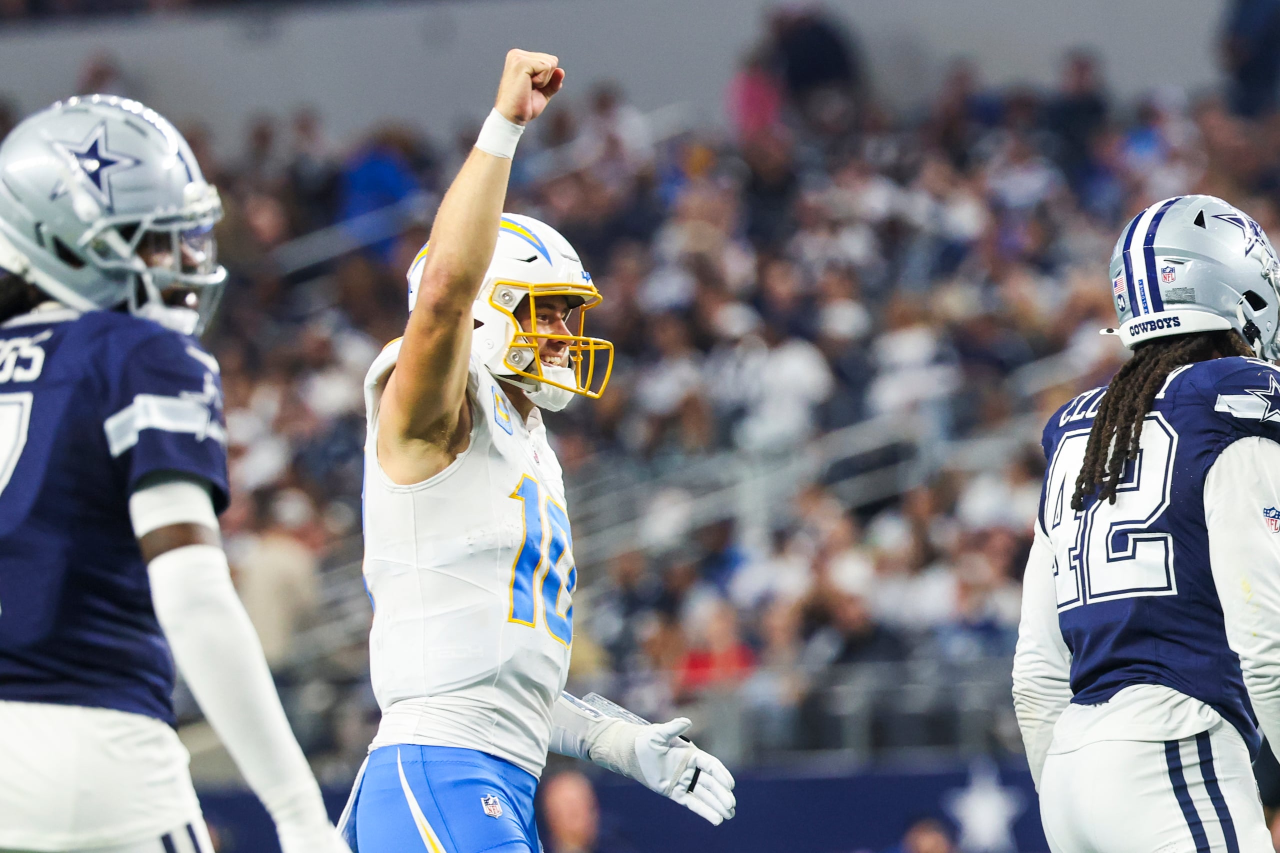 Los Angeles Chargers rumors tie team to All-Pro receiver