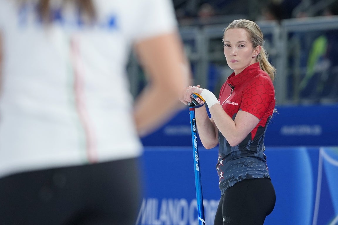 Phenomenal pictures of American curlers Taylor Anderson-Heide, Tara ...