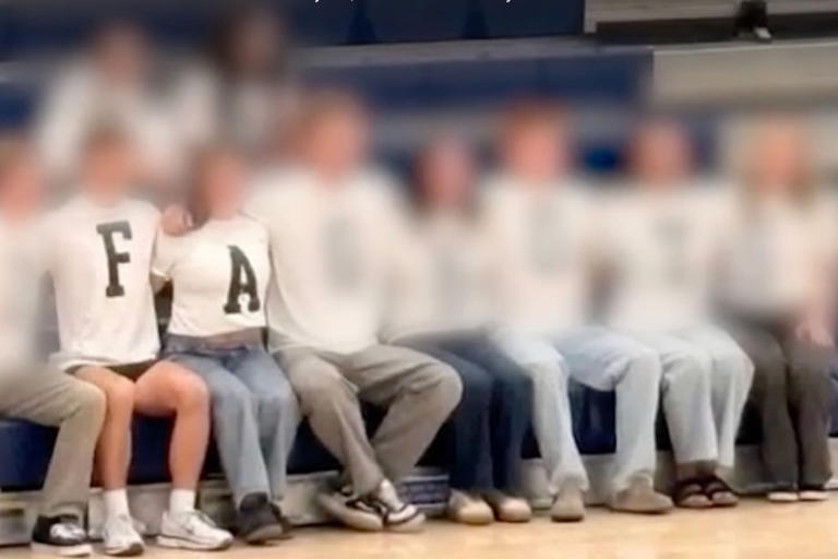 Students turn on Calif. high school seniors caught in vile homophobic ...