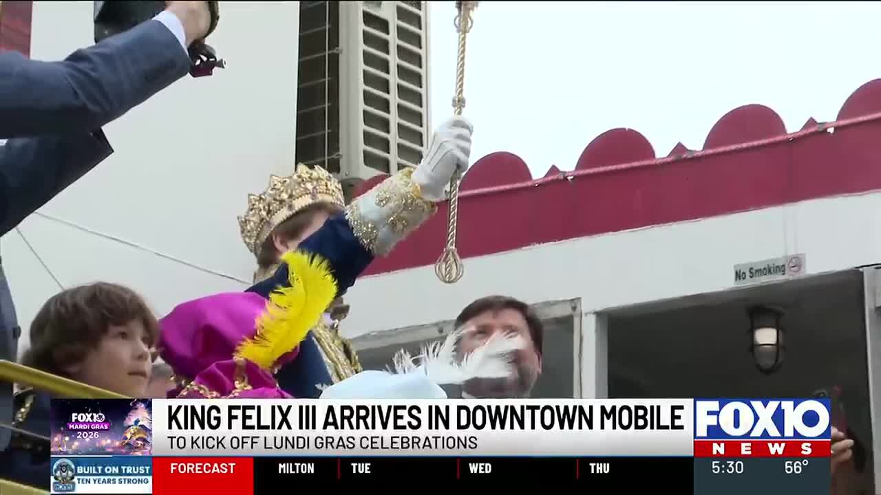 King Felix III arrives in Mobile to kick off Lundi Gras celebrations