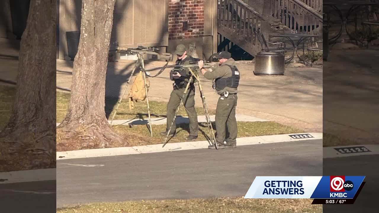 'It was scary': Neighbors describe scene of hourslong Overland Park ...