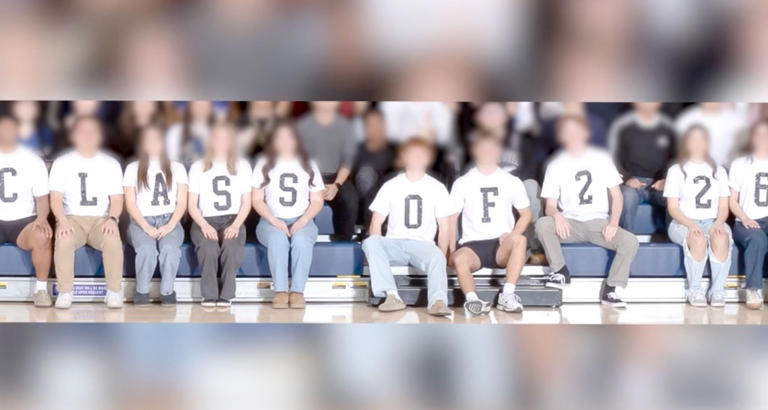 Students turn on Calif. high school seniors caught in vile homophobic ...
