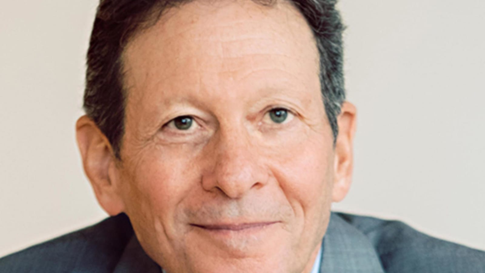 Tom Pritzker steps down: Epstein files reveal his controversial ties to ...