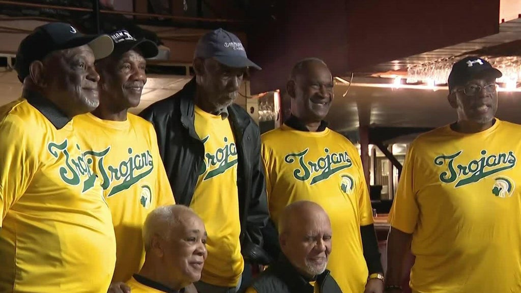 Simpson Road Trojans honored in Atlanta, 64 years after historic Little ...