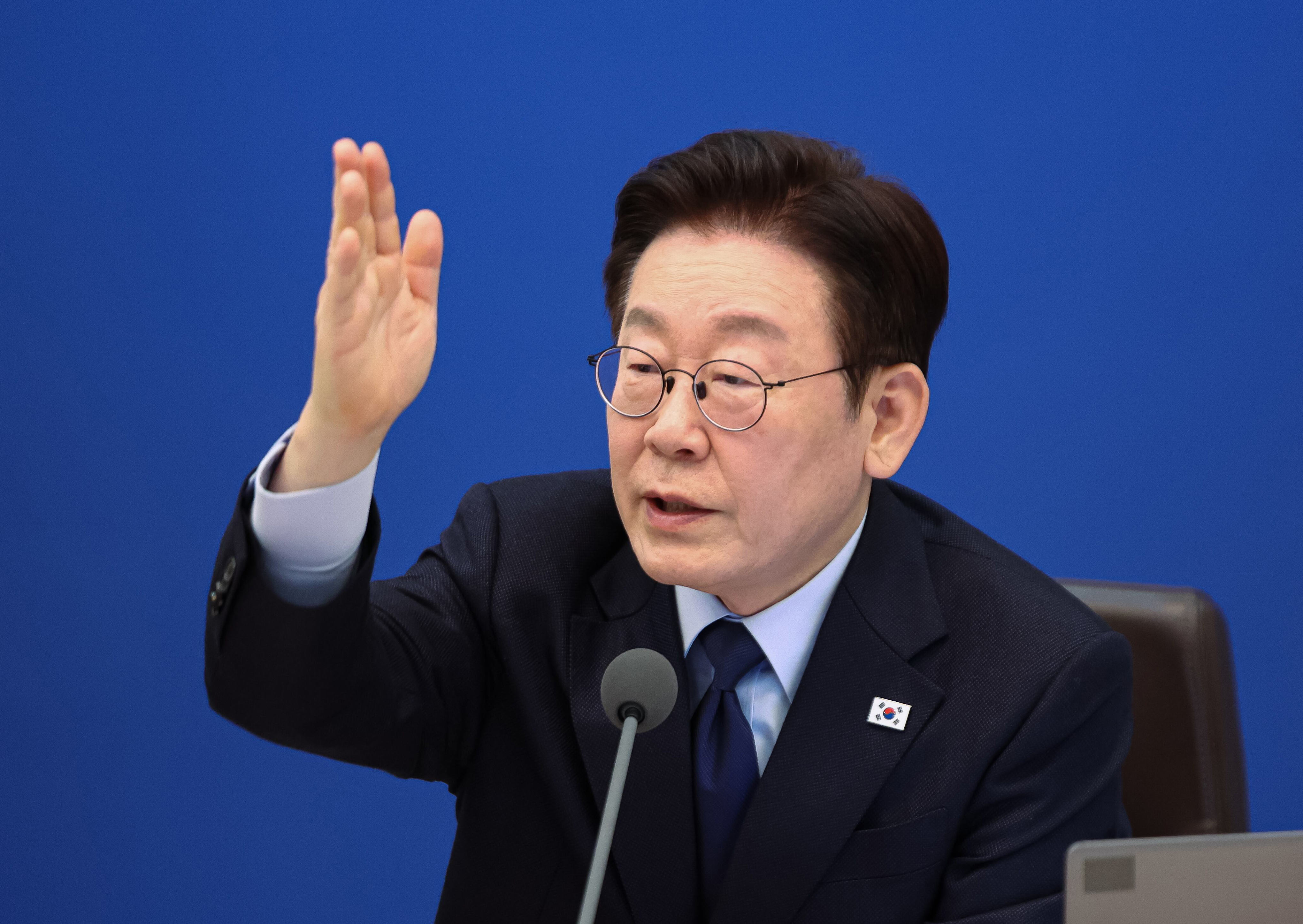 President Lee Jae Myung vows to overcome real estate republic, build ...