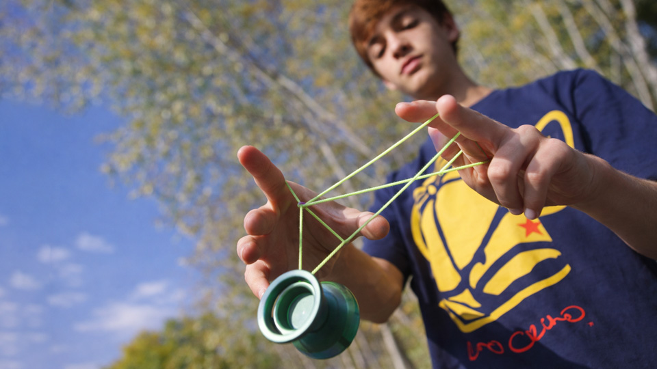 Next level yoyo tricks from a world champion