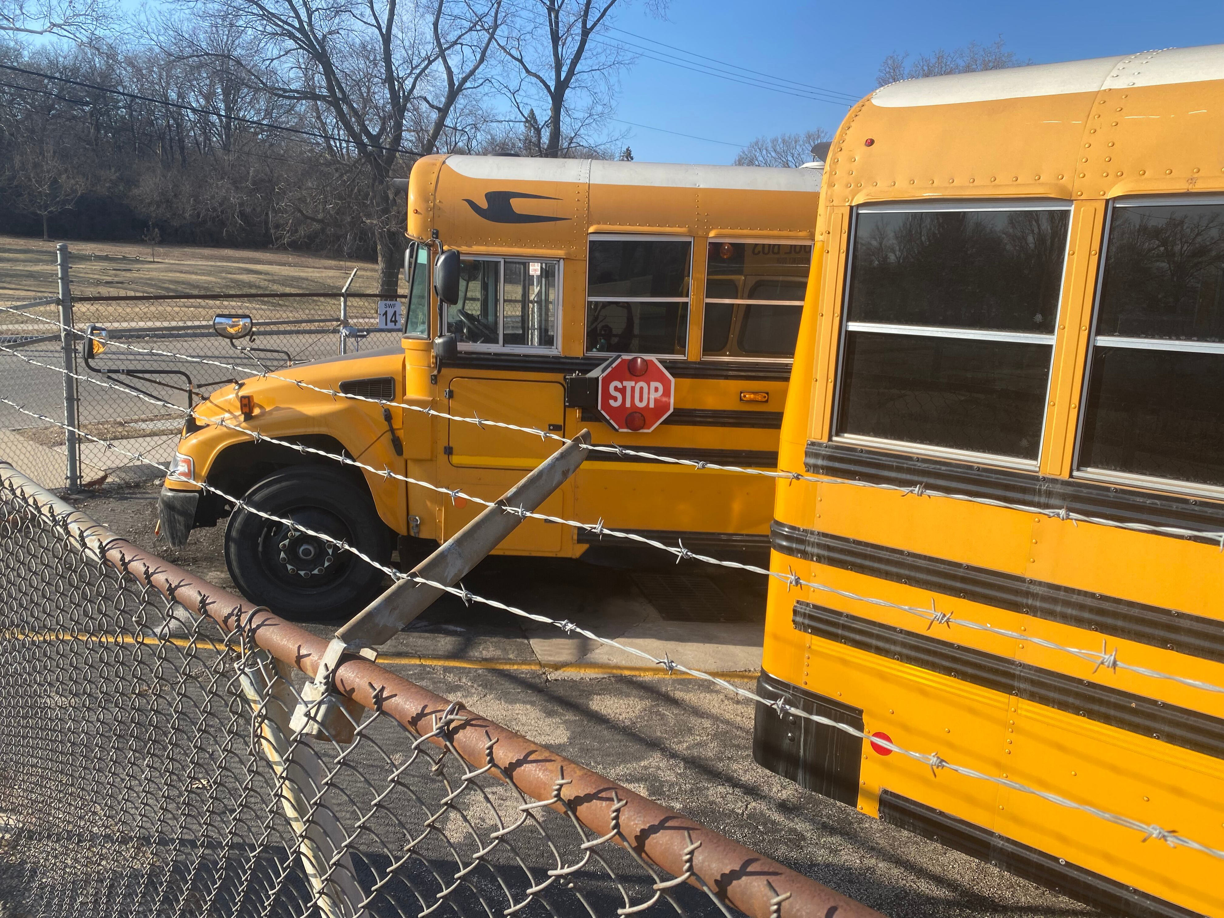 Rockford Public School Board votes for Zum Services transportation contract