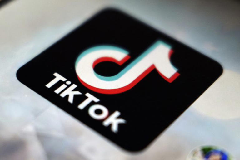 Update: TikTok responds, Repeating videos and more outage sparks frenzy ...