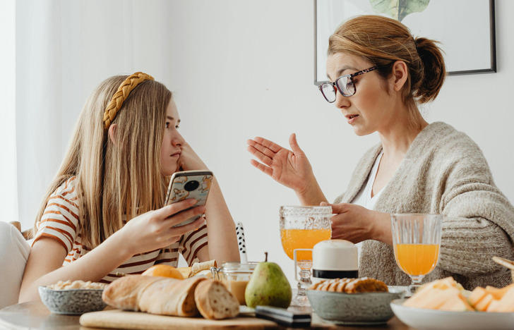 15 moments that prove kindness is the armor that protects without a fight