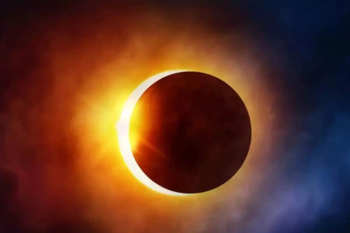 Solar eclipse today live updates: First Surya Grahan of 2026 to begin ...