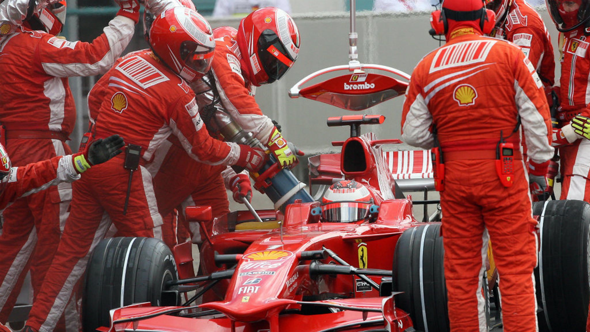 How much fuel do F1 cars hold?