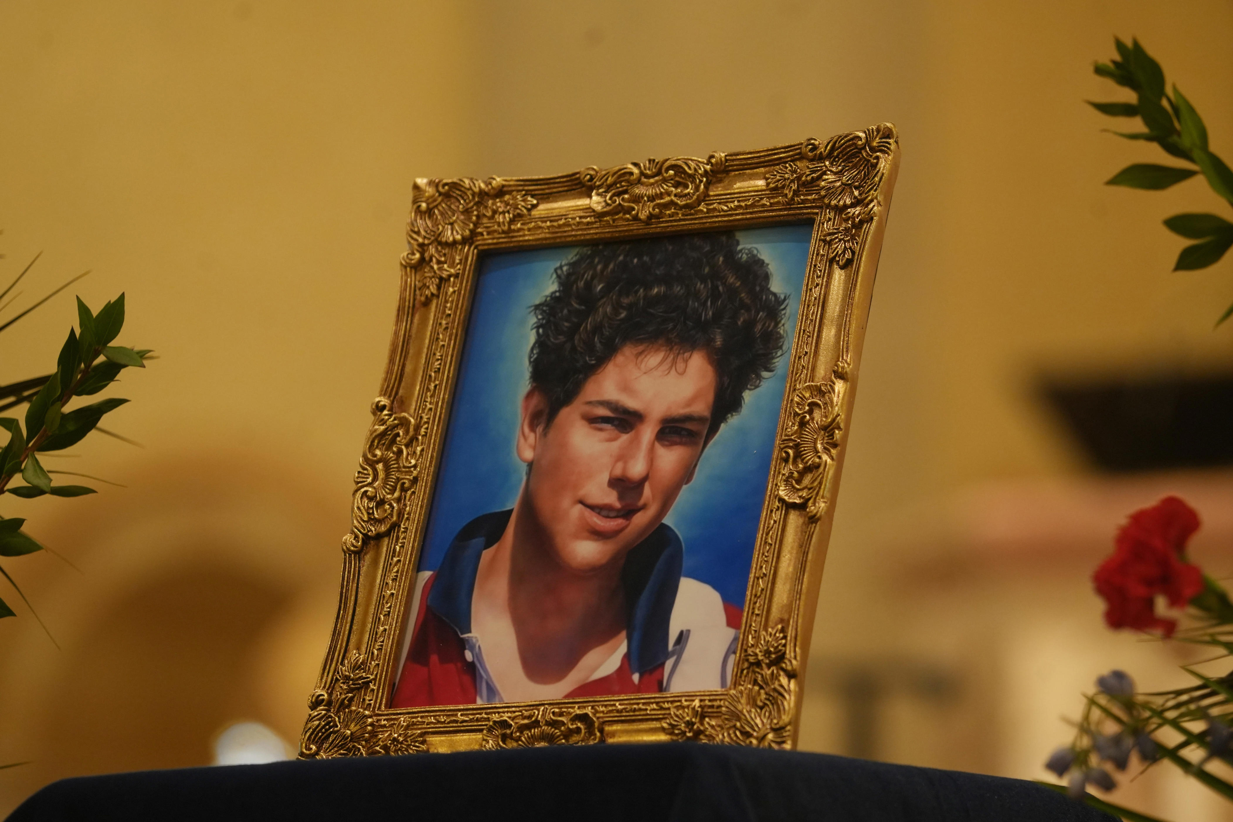Relic of first millennial saint, St. Carlo Acutis, visits Columbus area